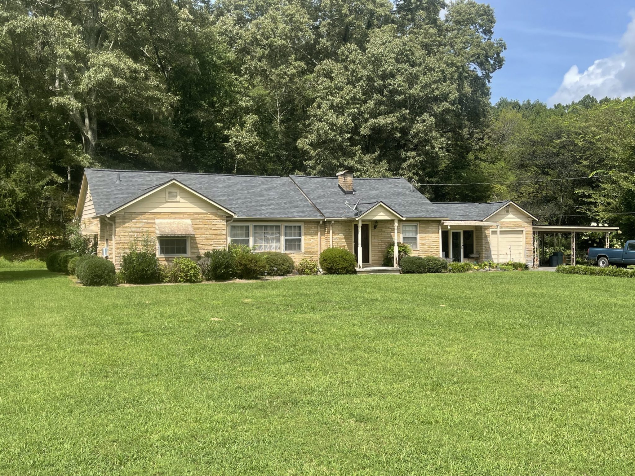 COURT ORDERED ABSOLUTE AUCTION | SOLD - Dempsey Auction Company