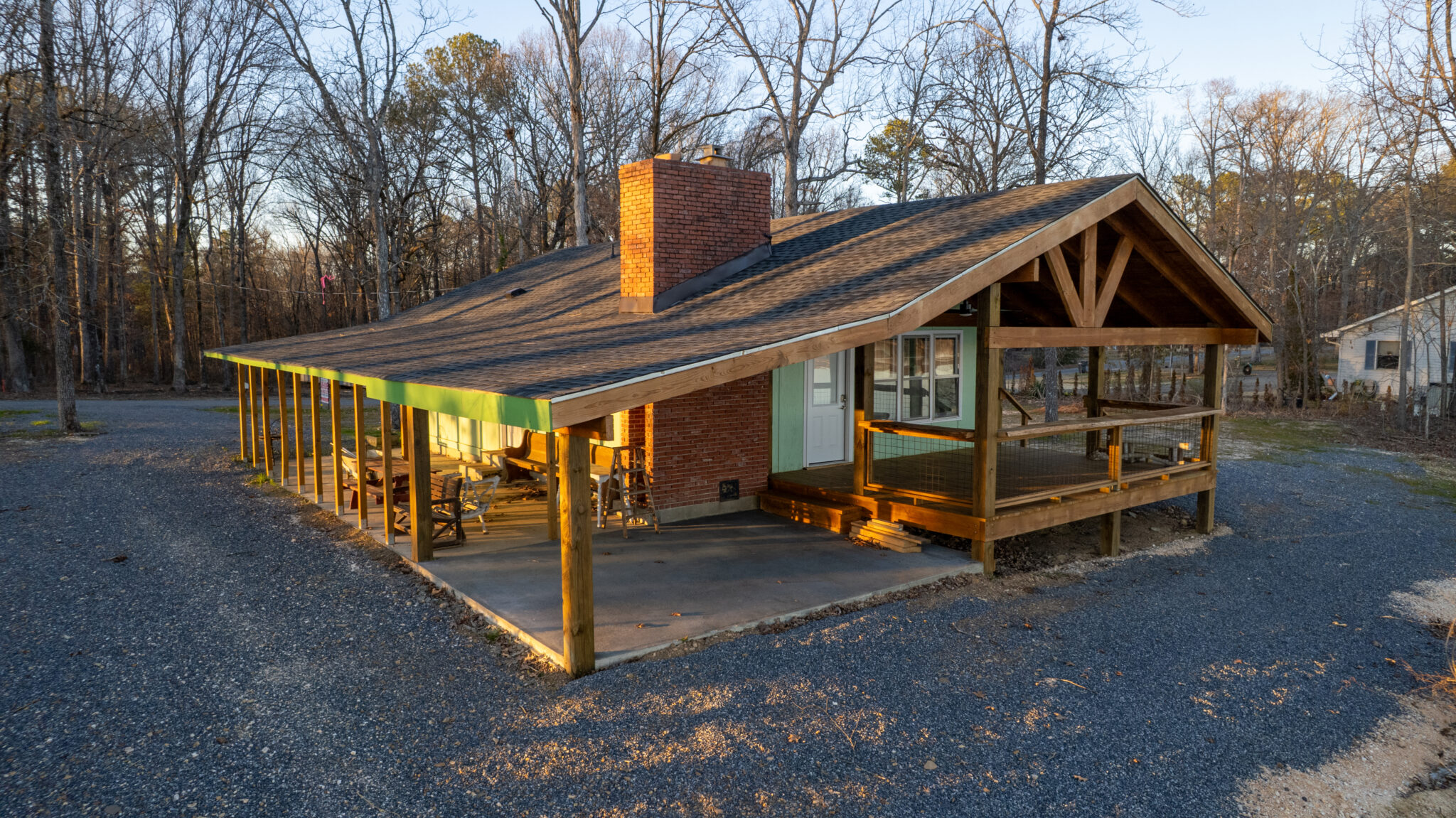 Weiss Lake Lakefront Home and Lots Cedar Bluff, AL Auction - Dempsey Auction Company